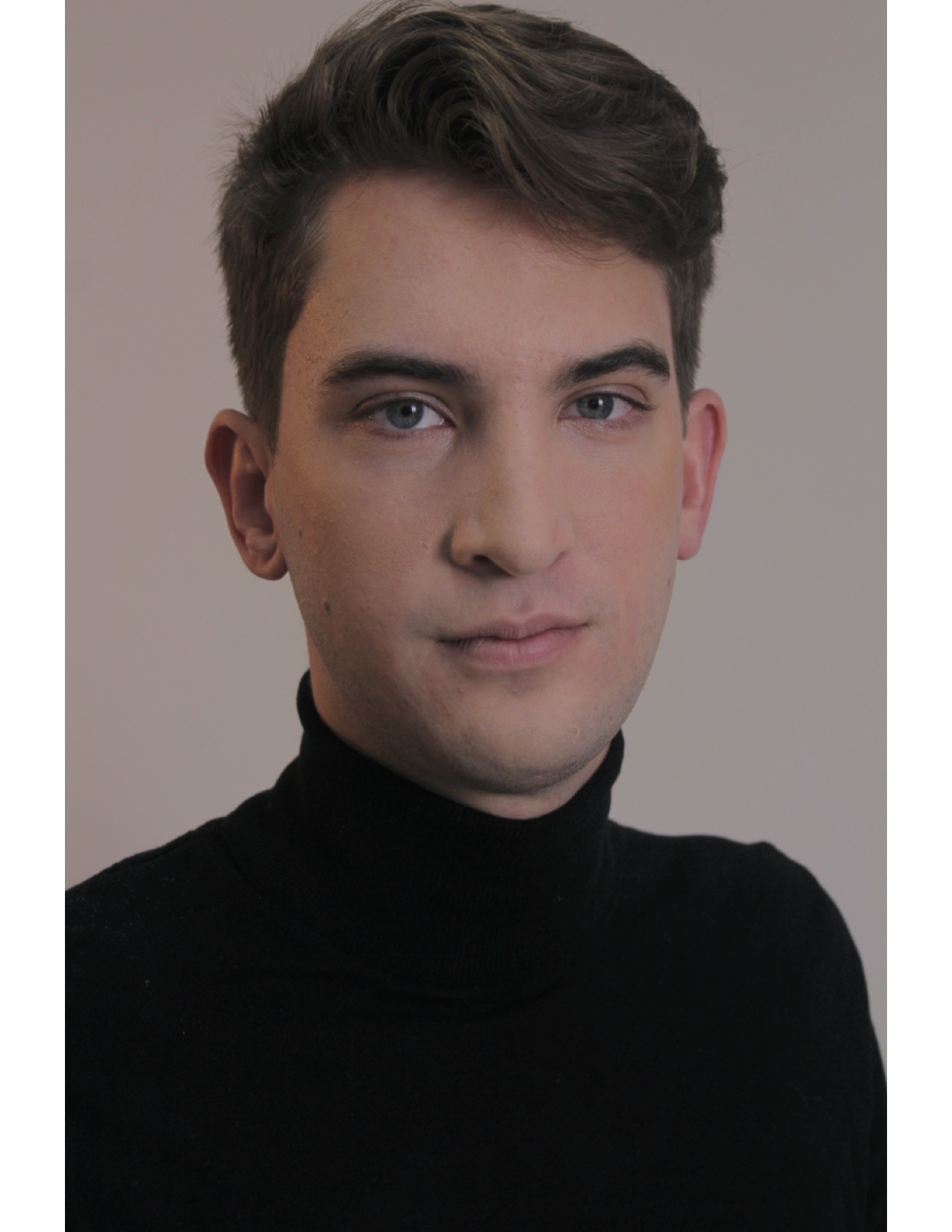 Dylan Hall – Ileana Pereira