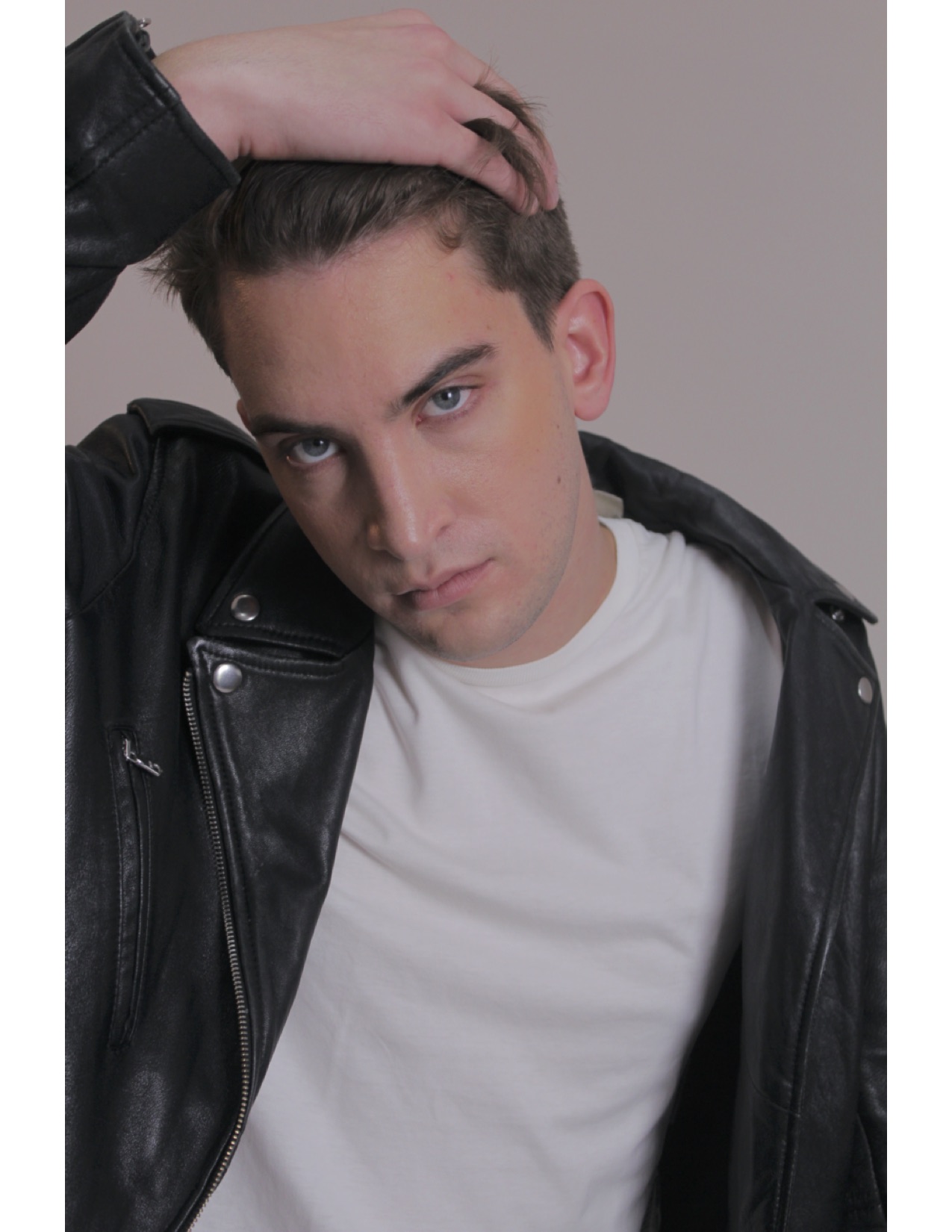 Dylan Hall – Ileana Pereira